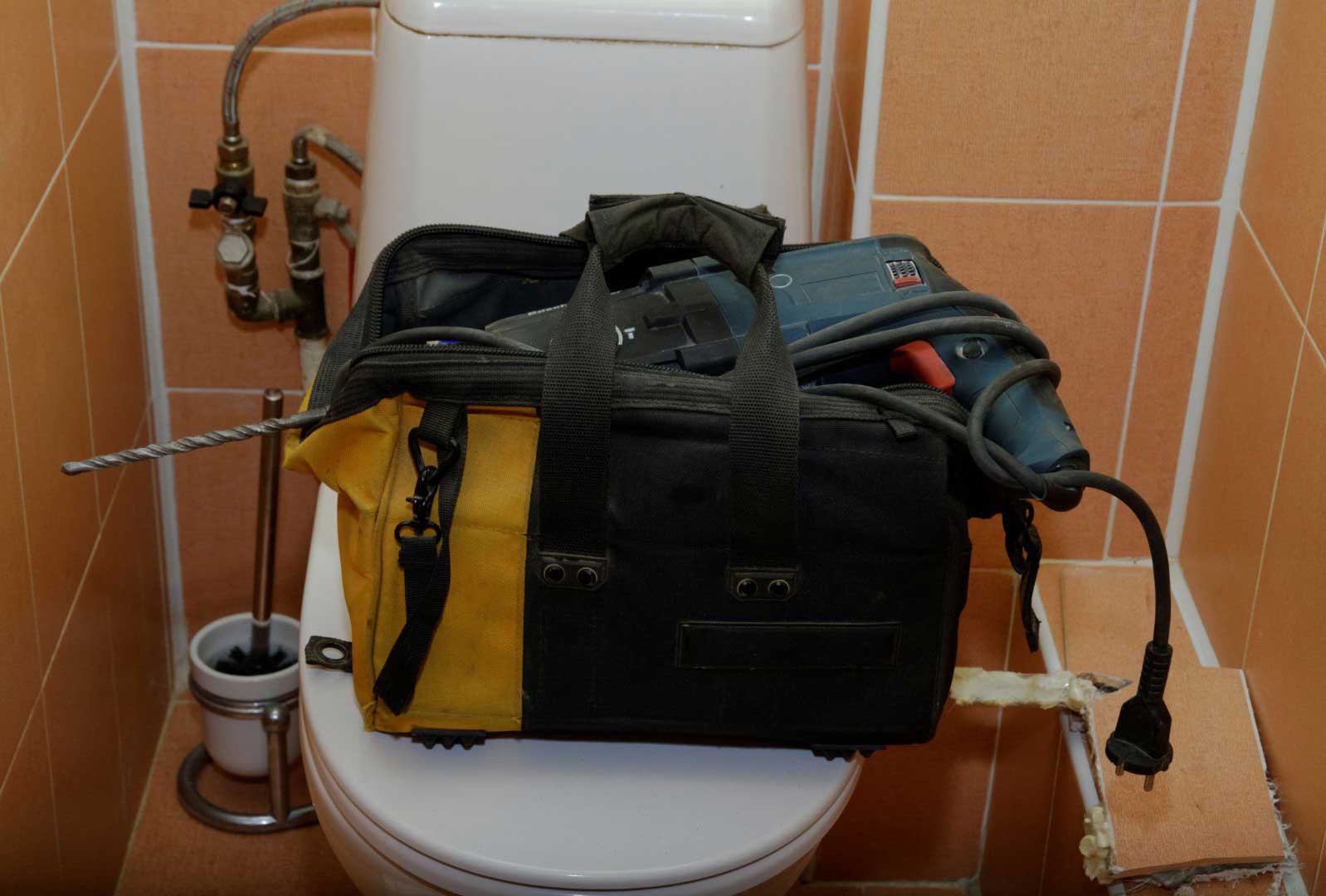 Toilet Repair or Replacement Signs in Northlake, TX